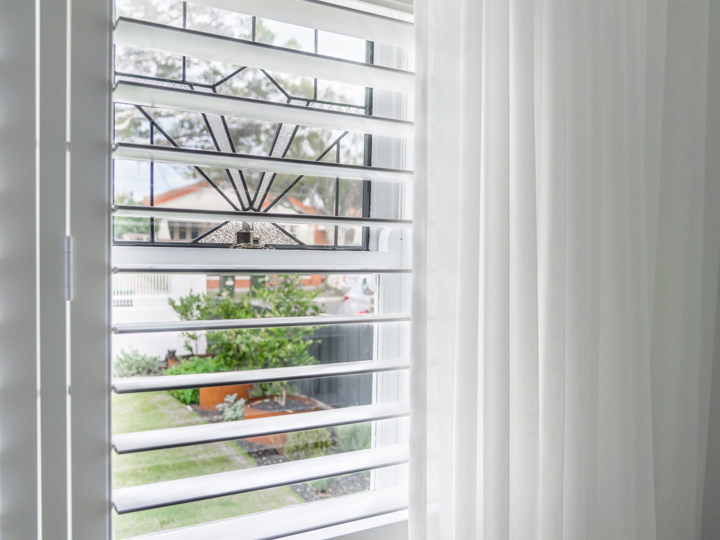 Expert guide: how to pair Plantation Shutters with curtains